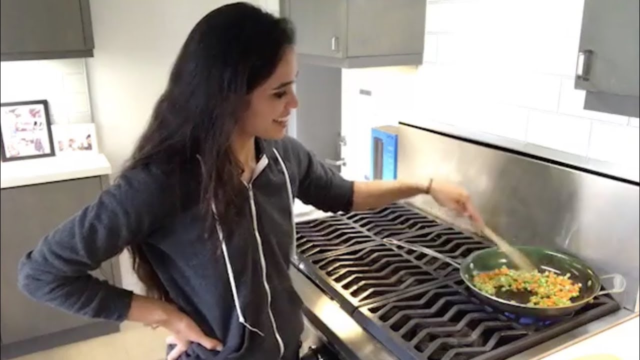 Easy Veggie "Fried Rice" [Kim Cook's Live + Q&A] - YouTube