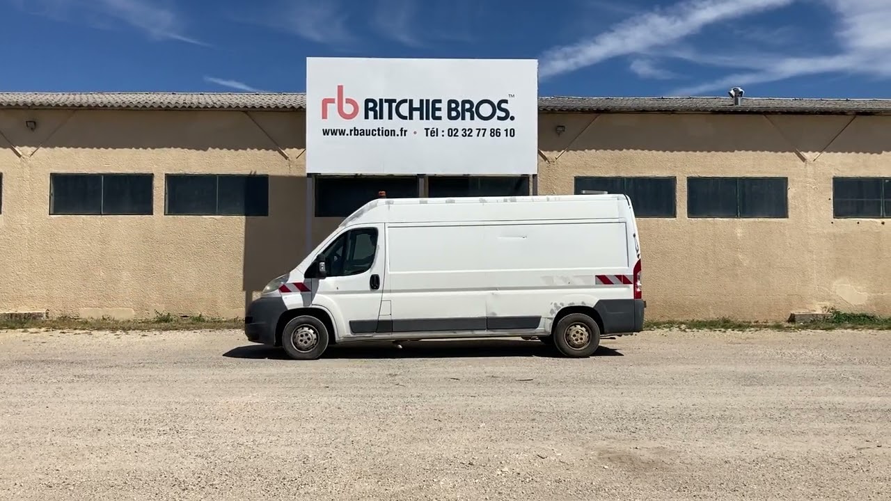 2011 Peugeot Boxer Crew Cab Van I St Aubin, France Auction - 27 & 28 ...