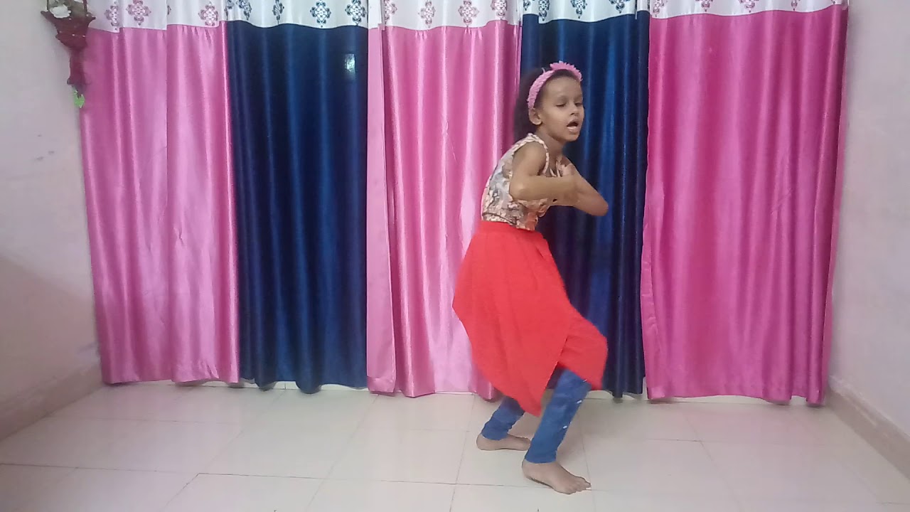 Cham cham dance - YouTube