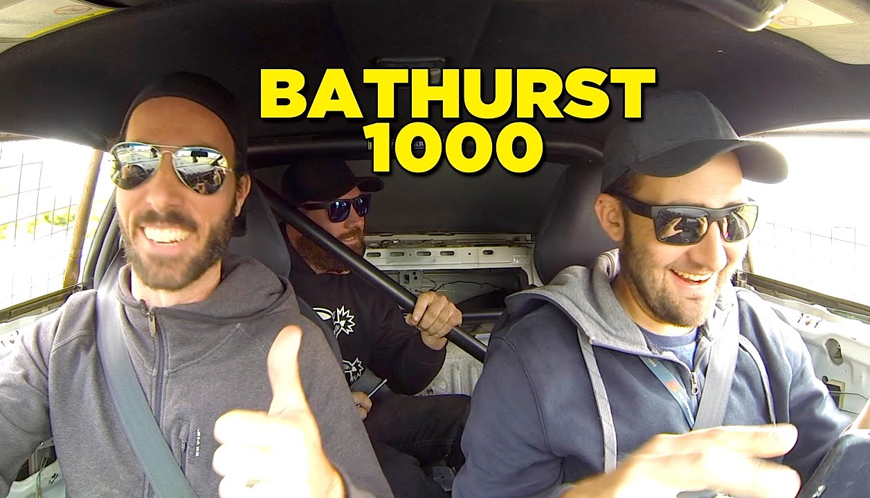 MCM visit the Bathurst1000 + Mod Max - YouTube