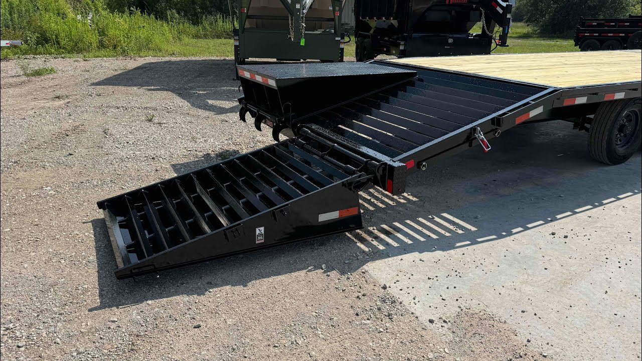 Today we are comparing two different brands Non-CDL gooseneck Deckovers ...