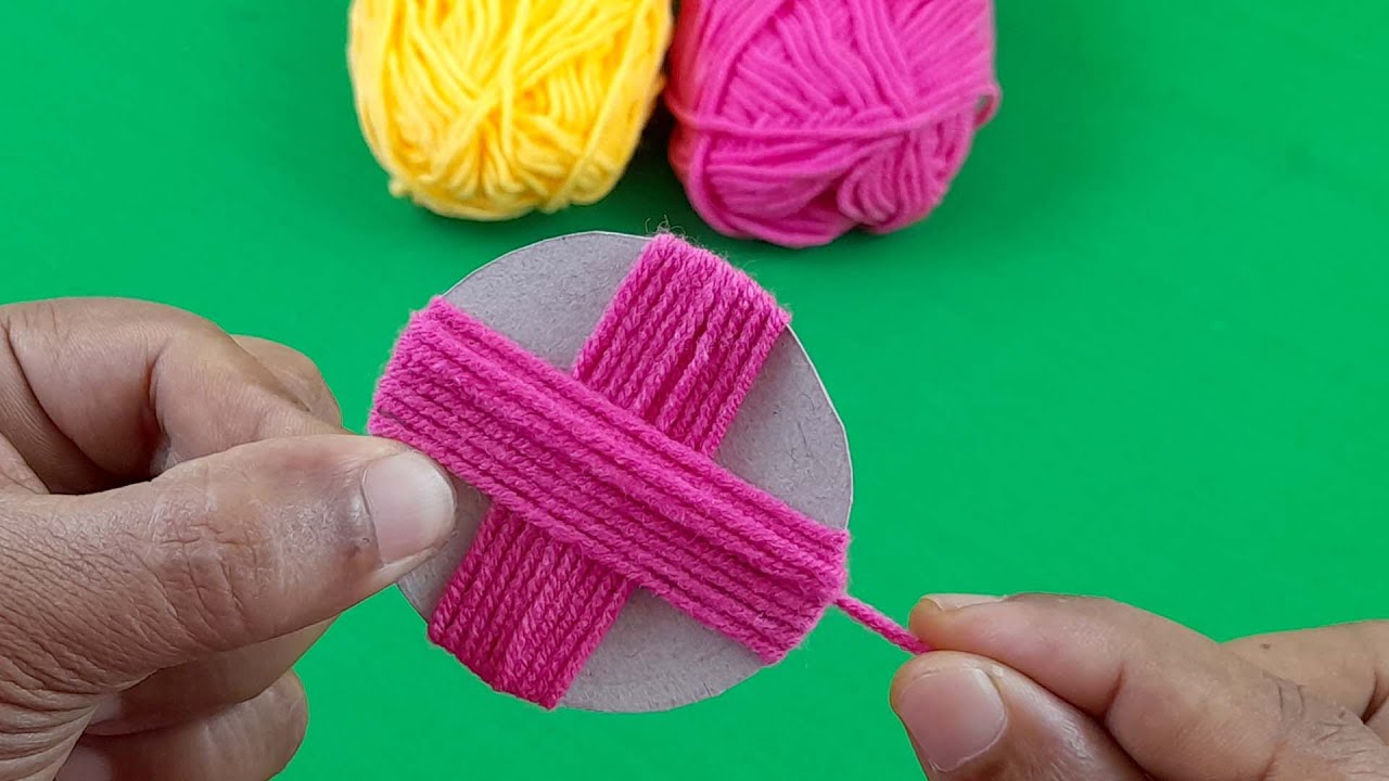 Amazing flower making trick using cardboard and wool -Beautiful Flower ...