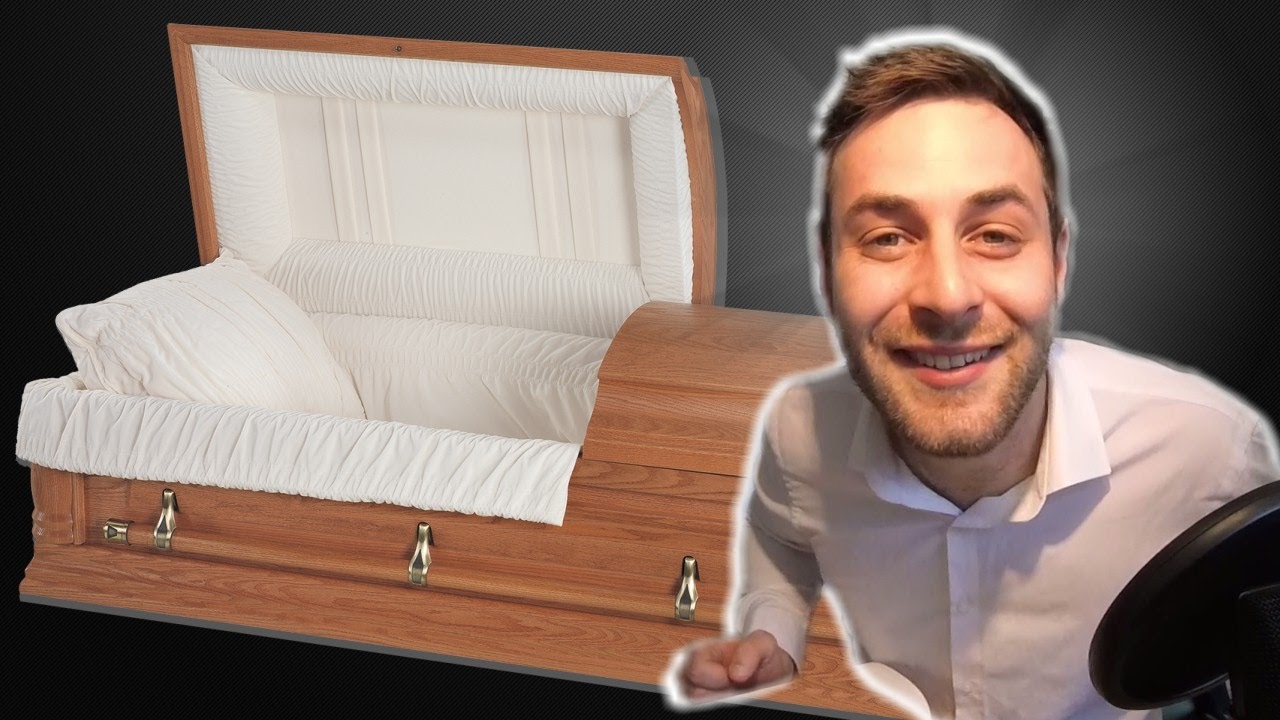 L’ÉTONNANTE VIE D'UN CROC-MORT ! - YouTube