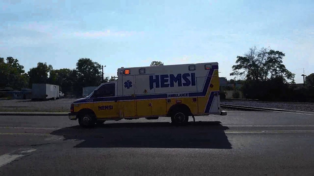HEMSI Ambulance Responding - YouTube