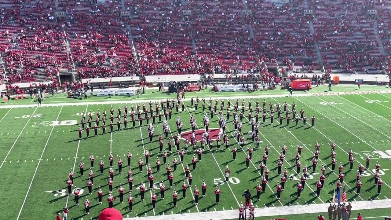 University of Wisconsin Marching Band: Run-On and Pregame: 10/1/22 ...