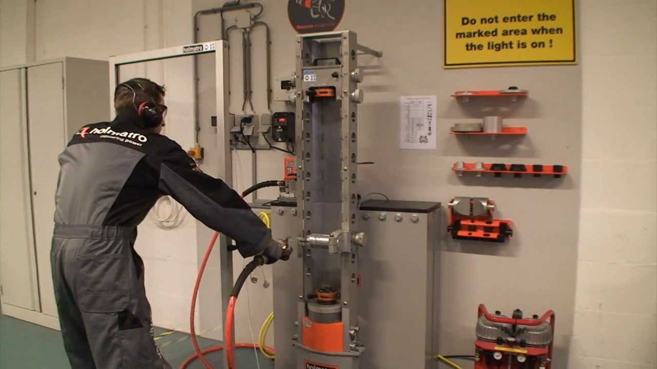 Holmatro Service: Testing rescue equipment - YouTube