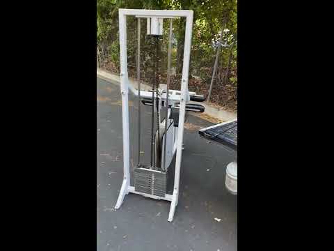 Nautilus 1st Generation Gym Equipment Neck Shrug Machine - YouTube