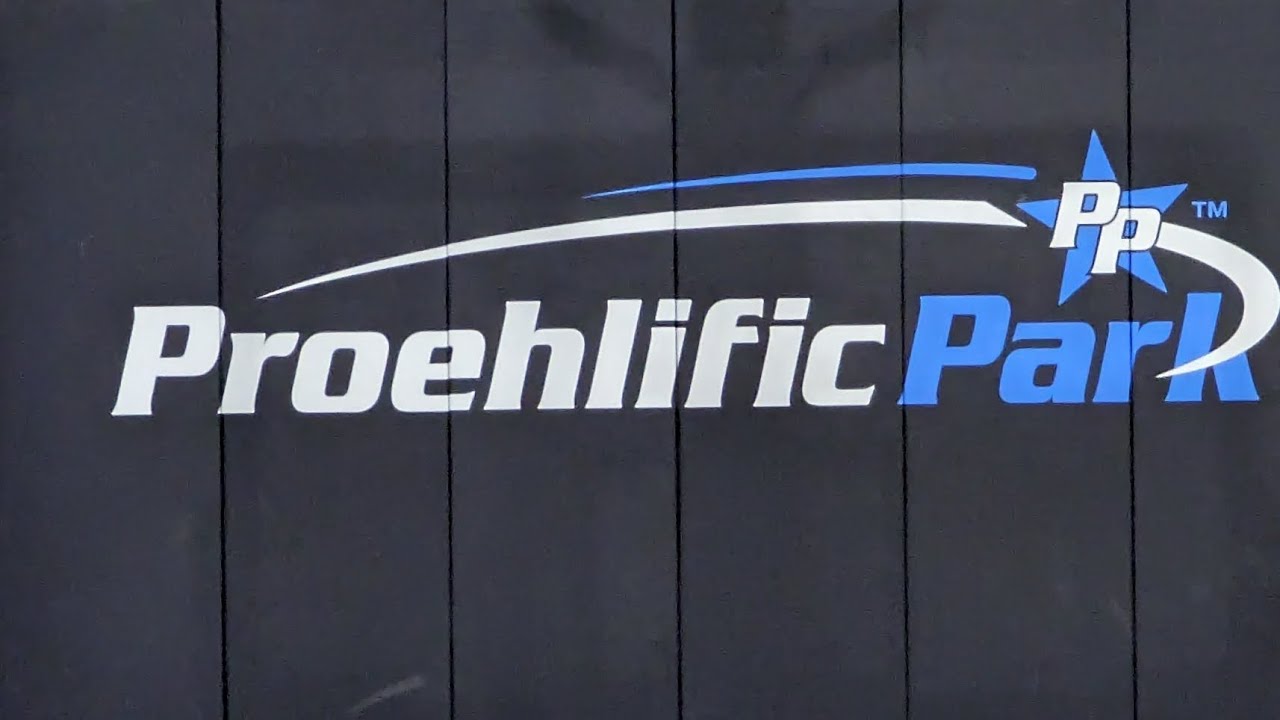 Unite basketball at Proehlific Park - YouTube