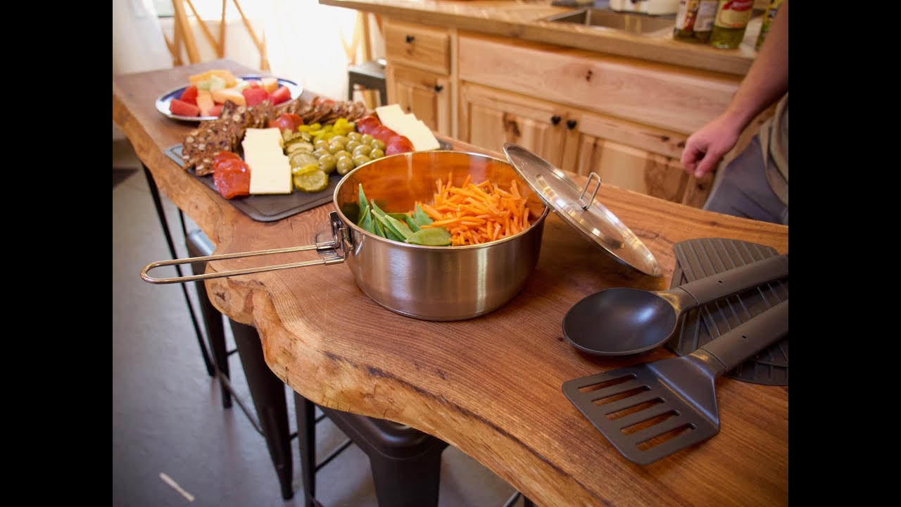 Cooking with the Stanley Adventure Camp Pro Cookset - YouTube