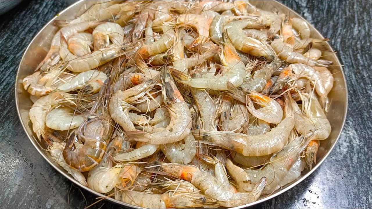 झींगा बनाने का सबसे आसान और खास तरीका Jhinga Recipe , Prawns Recipe ...