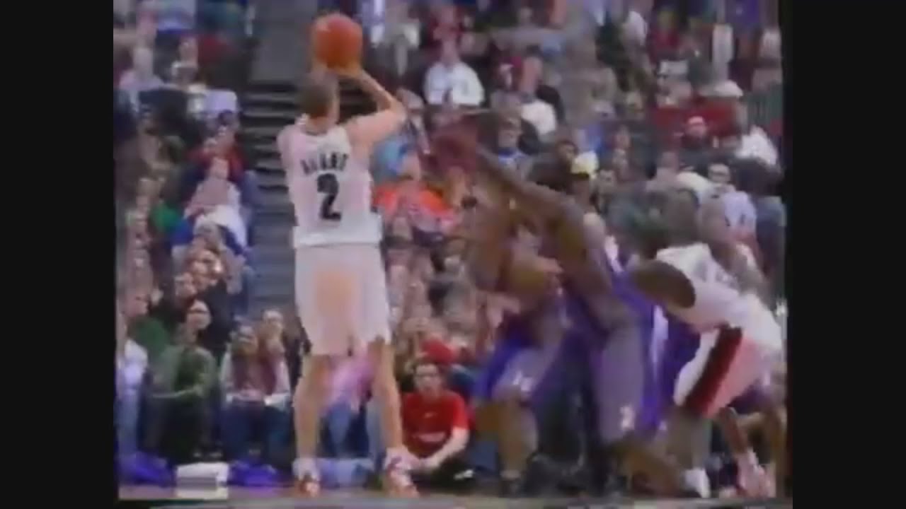 Steve Blake 18 Points 13 Ast Vs. Suns, 2005-06. - YouTube