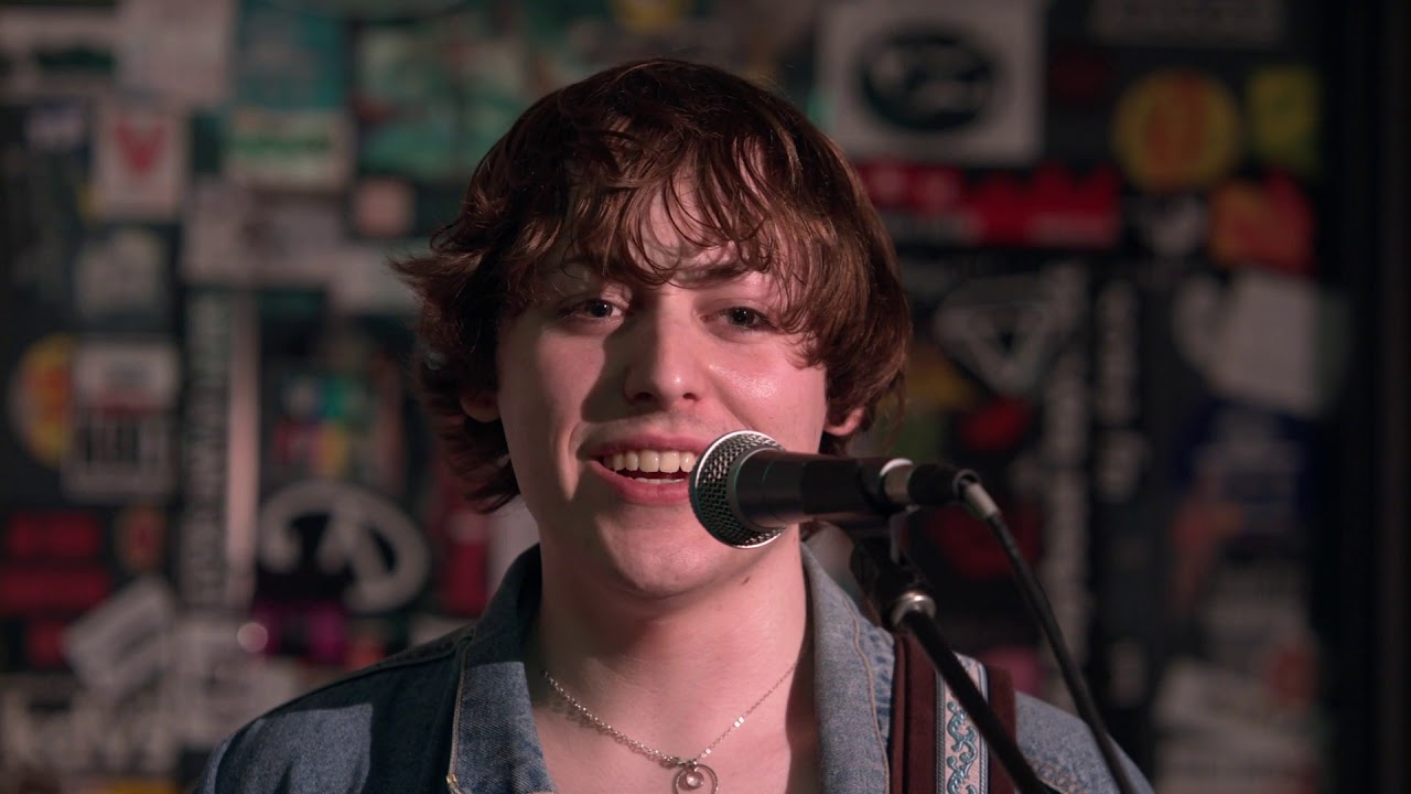 Live Friday Presents: SHAYLEE // PSU.tv - YouTube