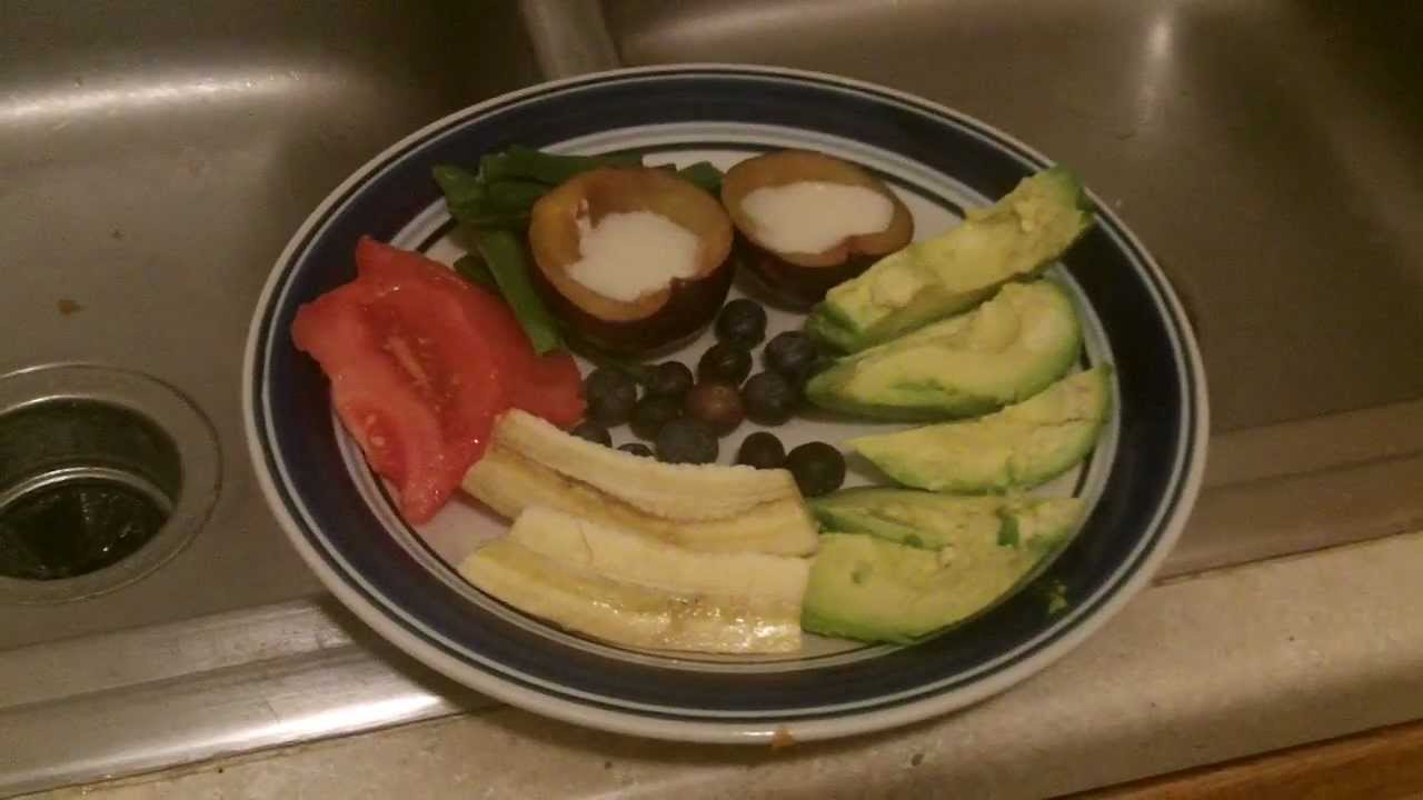 Raw Vegan Dinner - YouTube