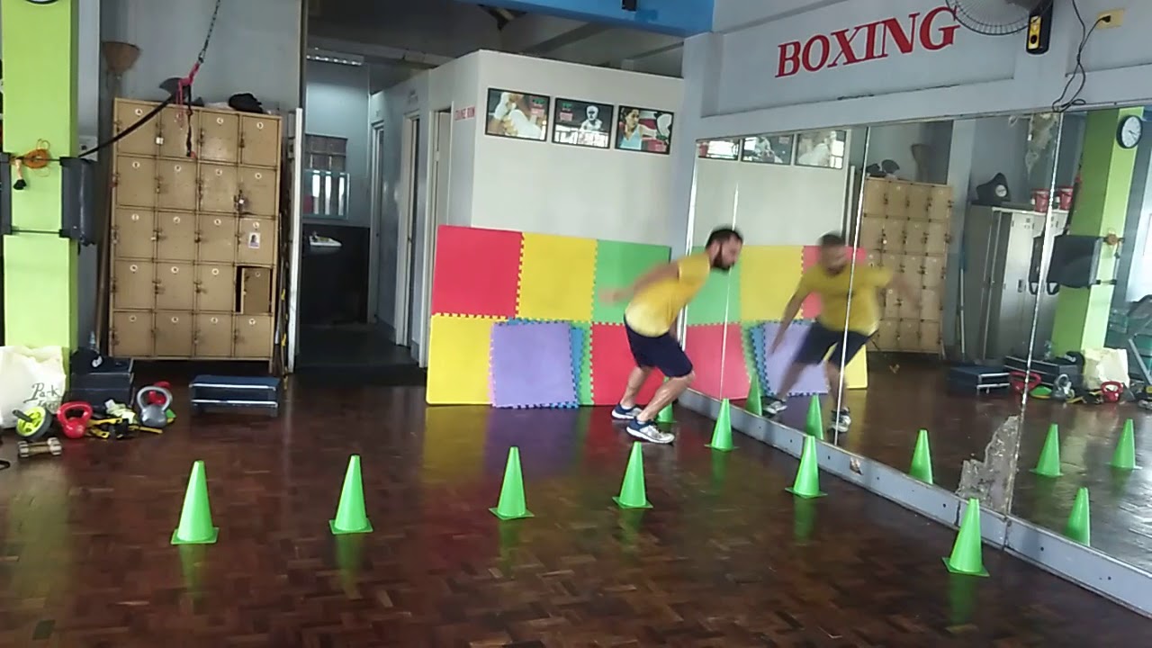 Zigzag and side step cone workout - YouTube