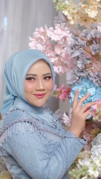 Cut Zuhra Tunangan - YouTube