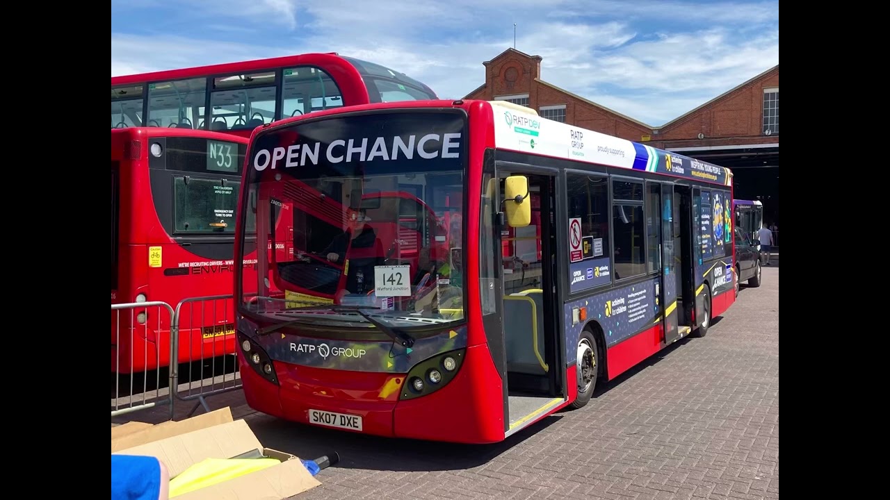 Pictures of Bandit Buses at Fulwell Bus Garage Open day 2022 - YouTube