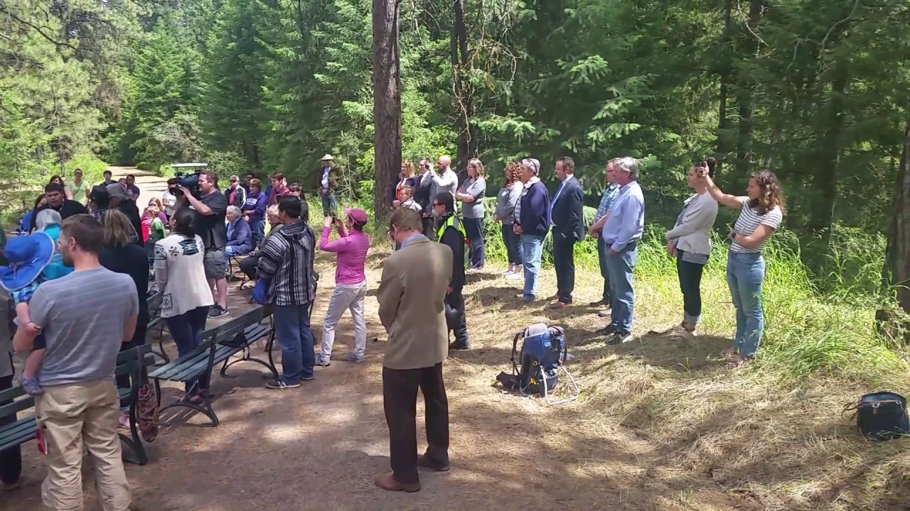 Spokane Tribe Chief Garry Memorial Palisades Park - YouTube