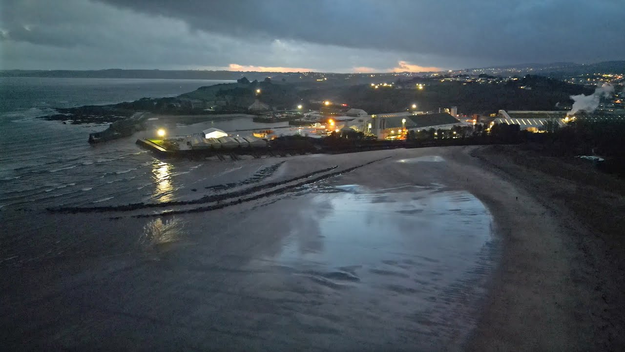 Par beach at night by drone - YouTube