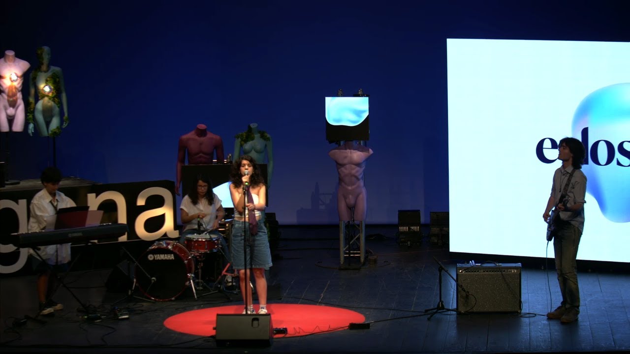 Andrea Grau a TEDxTarragona | Andrea Grau | TEDxTarragona - YouTube