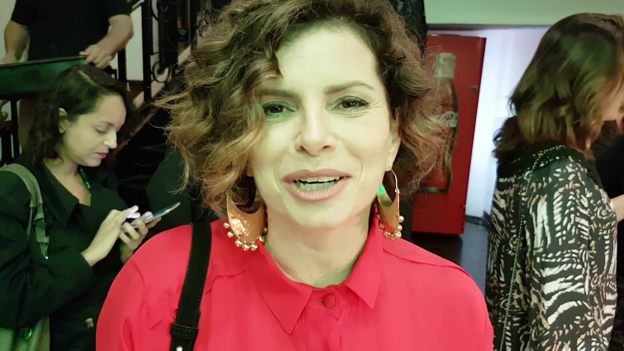 DEBORAH BLOCK NOS FALA SOBRE CINEMA - YouTube