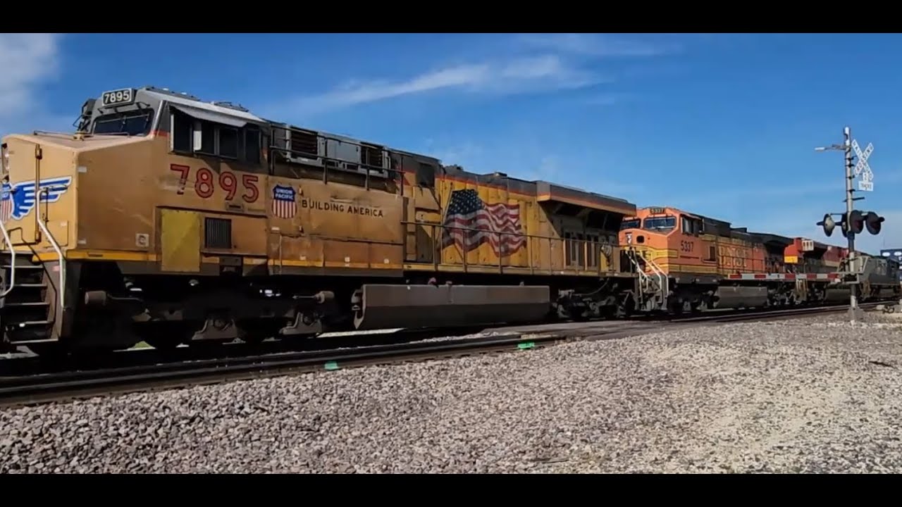 Galesburg, IL - Cameron Connector and Peck Park 9-24-22 - YouTube