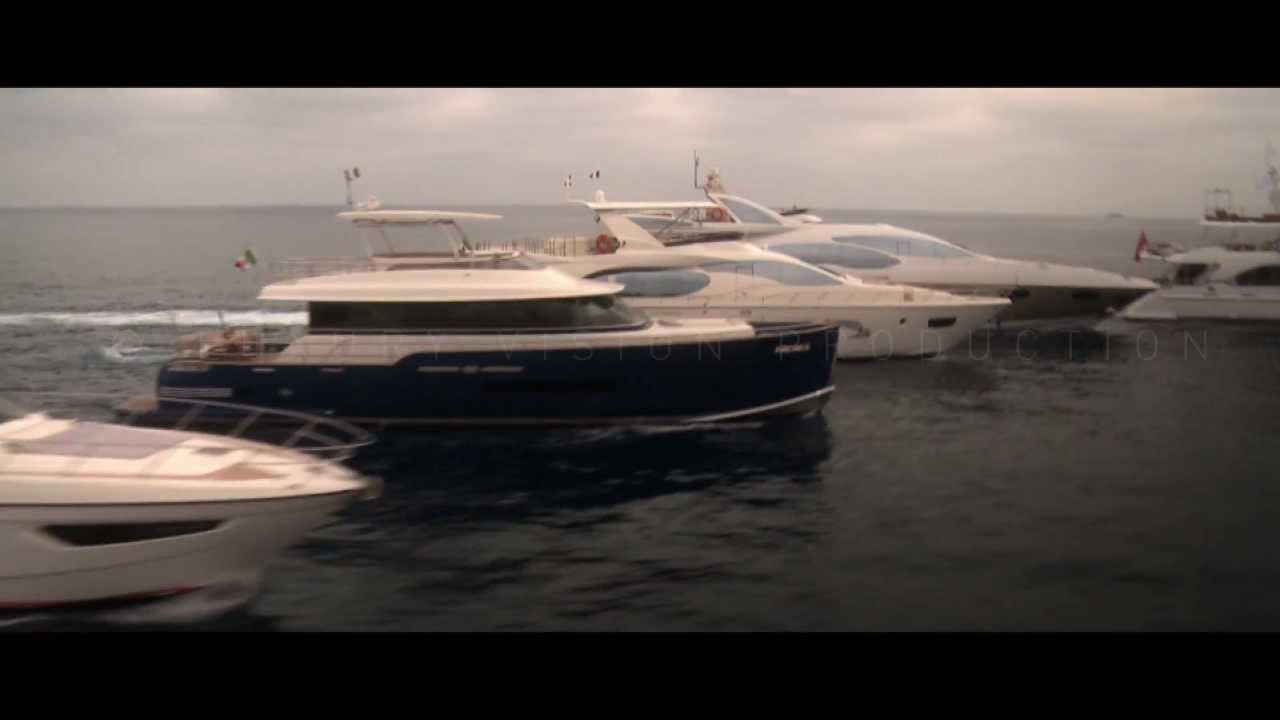 AZIMUT / BENETTI GROUP - 5 YACHTS RUNNING - (exclusive video) - YouTube