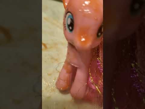 Pinkie Pie's evil twin