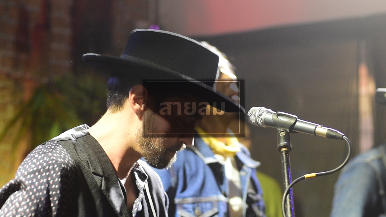 สายลม - Hugo @Junk House - YouTube