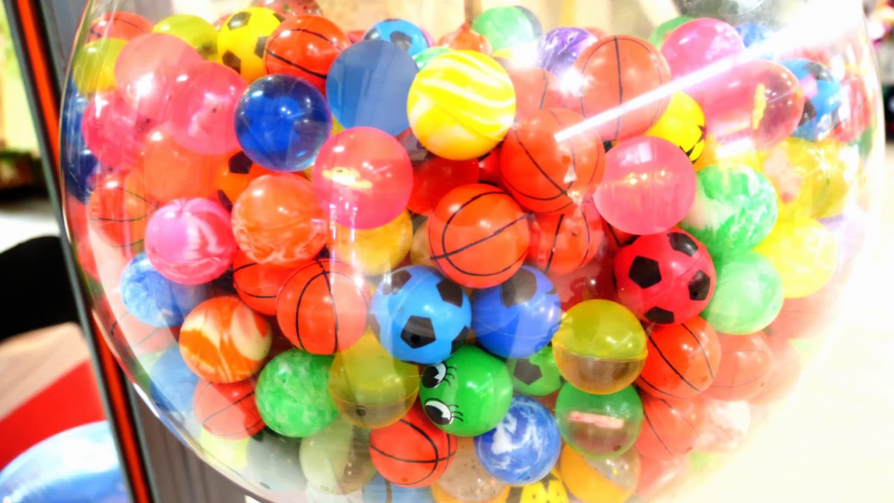 Vending Machine Super Ball - YouTube