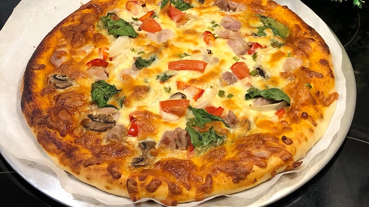 How to make Pizza/ Chicken pizza / A Complete Pizza Recipe - YouTube