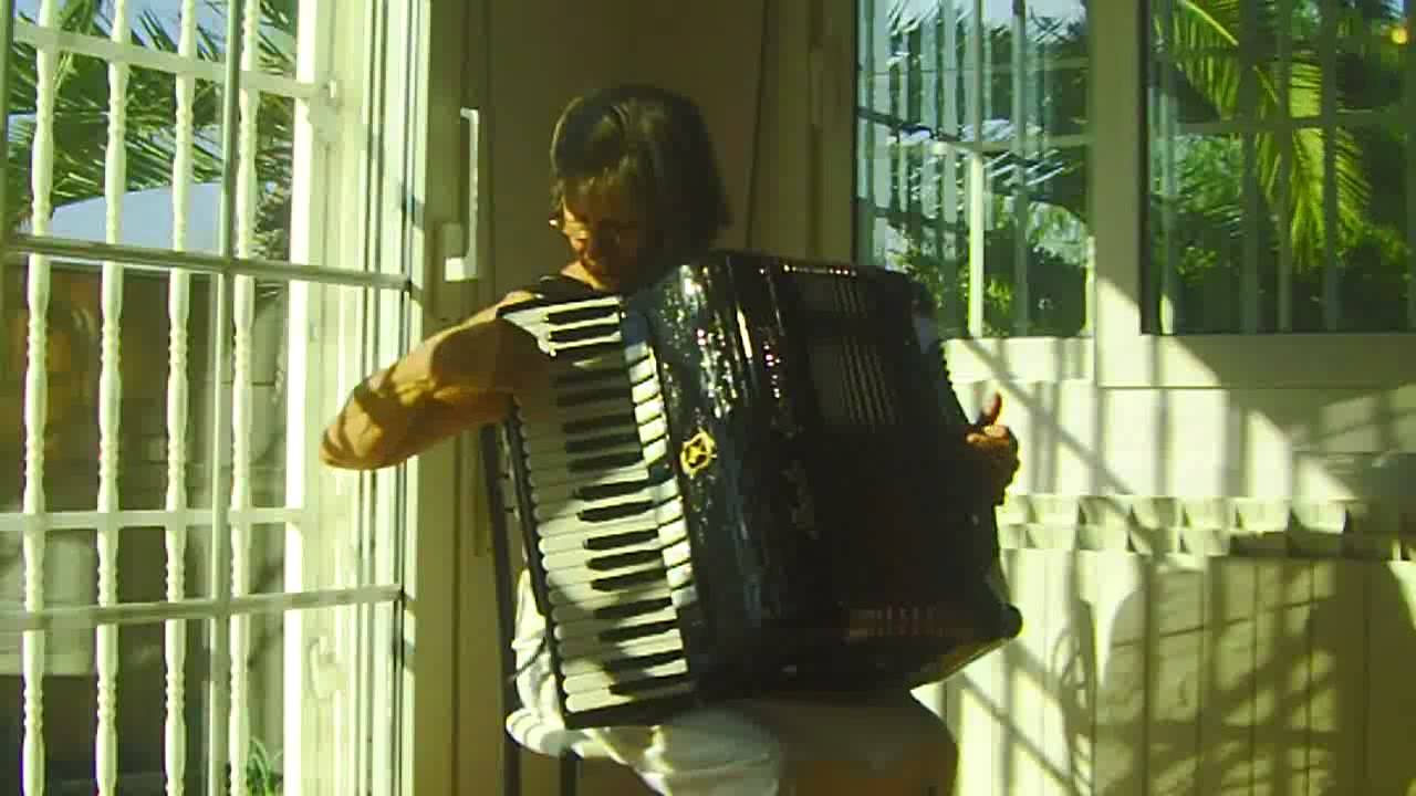 EL PAJARO CHOGUI , The chogui bird - YouTube