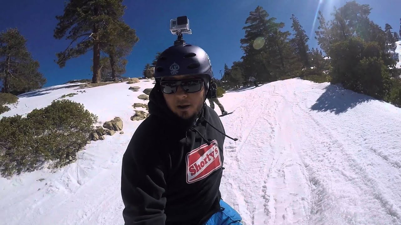 SNOWBOARDING SNOW VALLEY CA. - YouTube