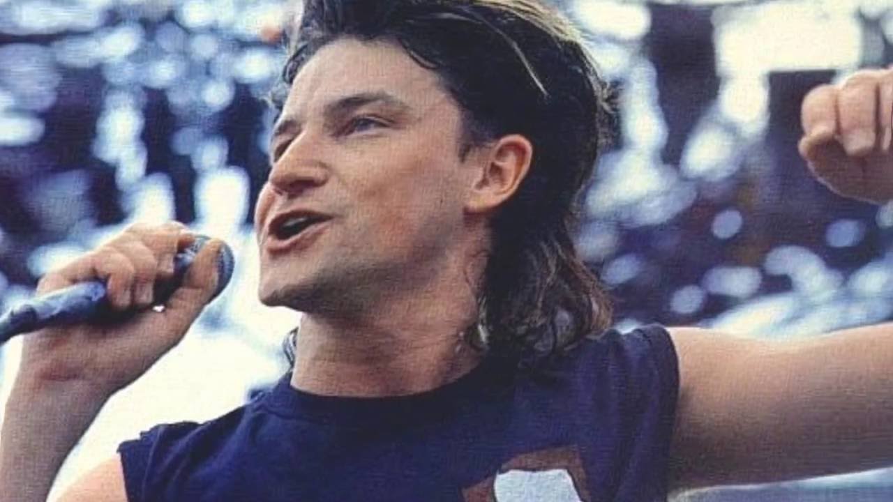 U2 Red light WITH LYRIC - YouTube