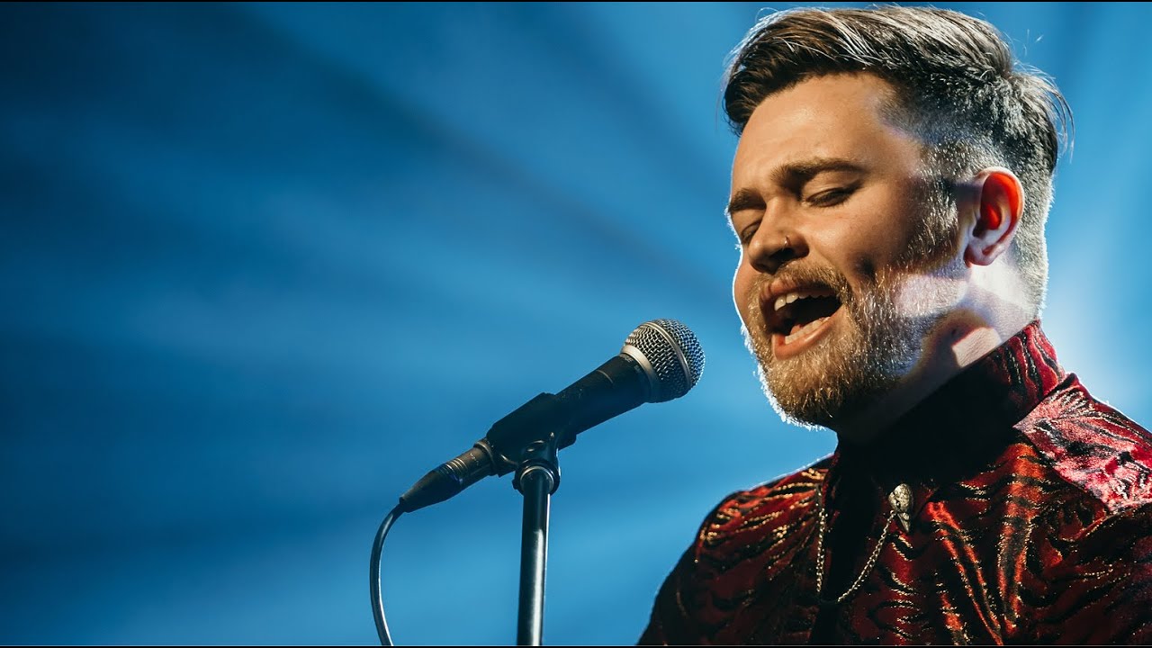 Reece Mastin - Crazy | Chapel Summer Sessions - YouTube