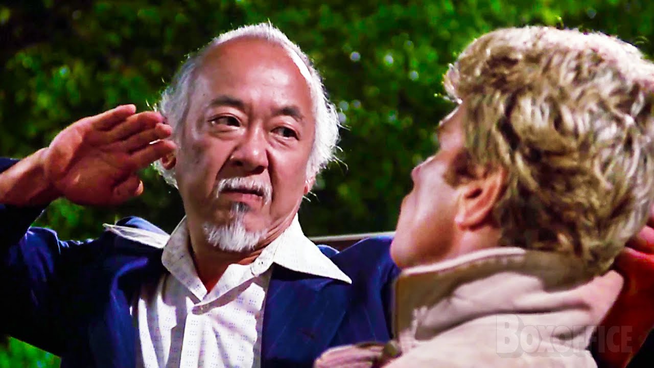 La gran lección del Sr. Miyagi | El Karate Kid 2 | Clip en Español ...