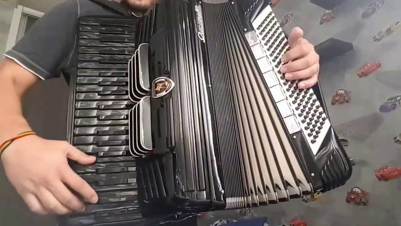 ACORDEON CRUCIANELLI 4/5 OITAVADO MADE IN ITALY ESTADO DE NOVO! - YouTube