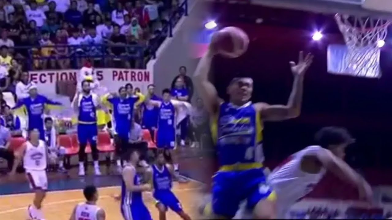 Jio Jalalon SHOCKS entire Arena with "Scottie Thompson" Rebound vs ...