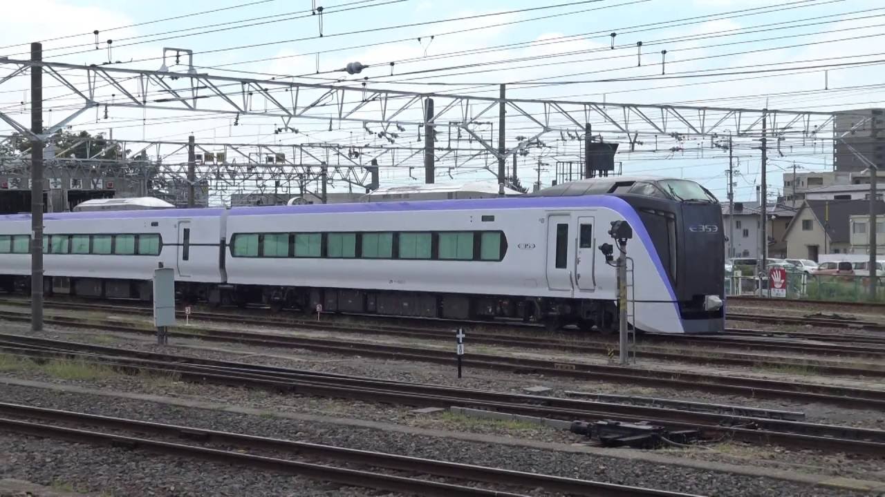 松本車両センターに並ぶ中央線特急あずさの歴代車両（E351系/E257系/E353系） - YouTube