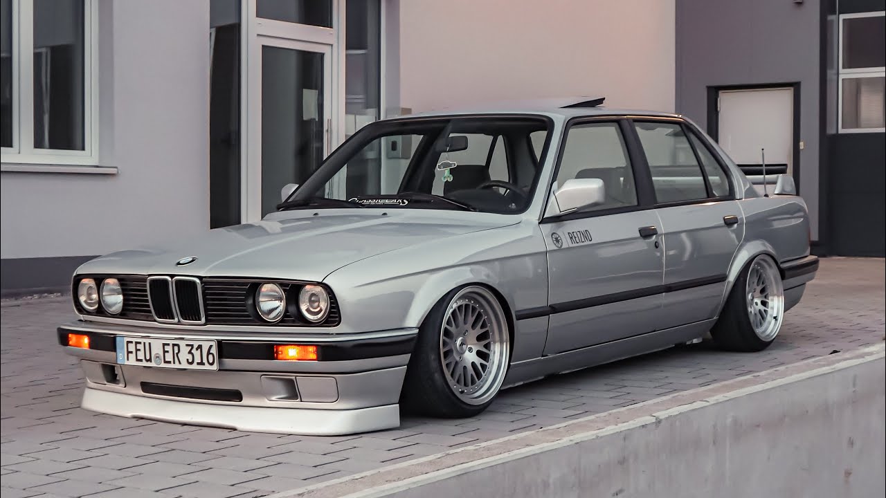 Bagged BMW E30 - YouTube