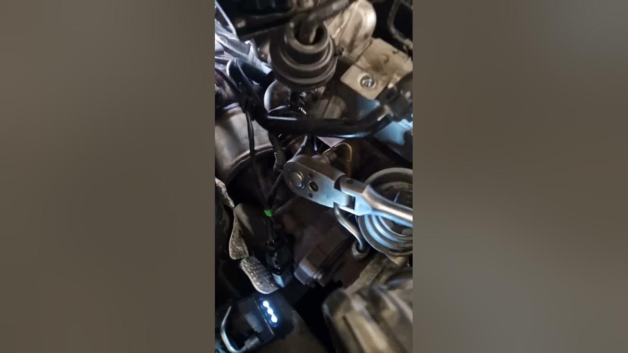 Audi A5 A4 EGR removing. - YouTube