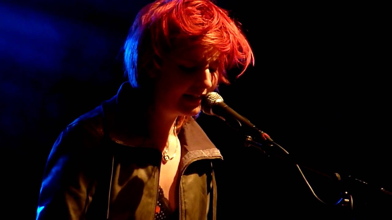 Roosbeef (Roos Rebergen) - Sirene - Tivoli - YouTube