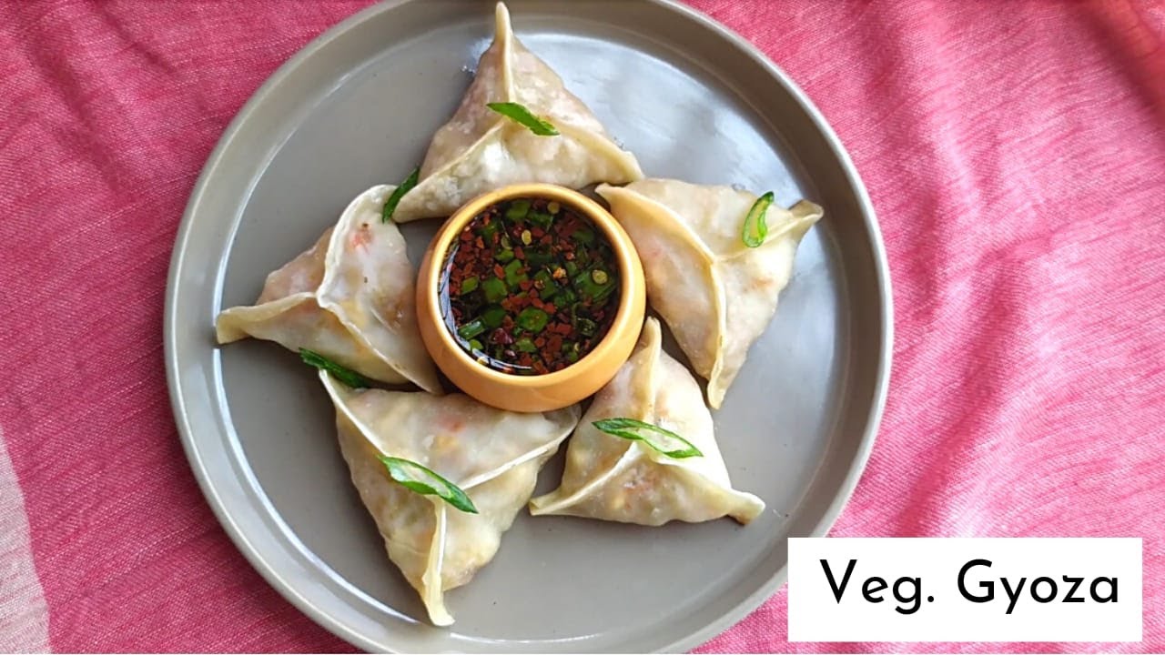 | Veg Gyoza| | Japanese Potsticker| Recipe By Insanefoodlover | - YouTube