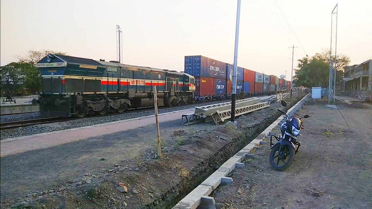 WDG4 with Huge Double decker freight train & Alco action with freight ...