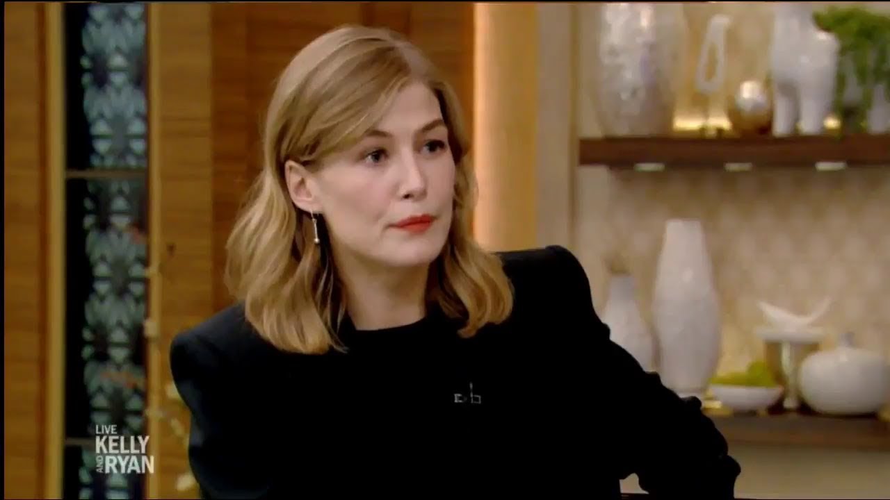 Interview: Rosamund Pike at Live with Kelly and Ryan - YouTube