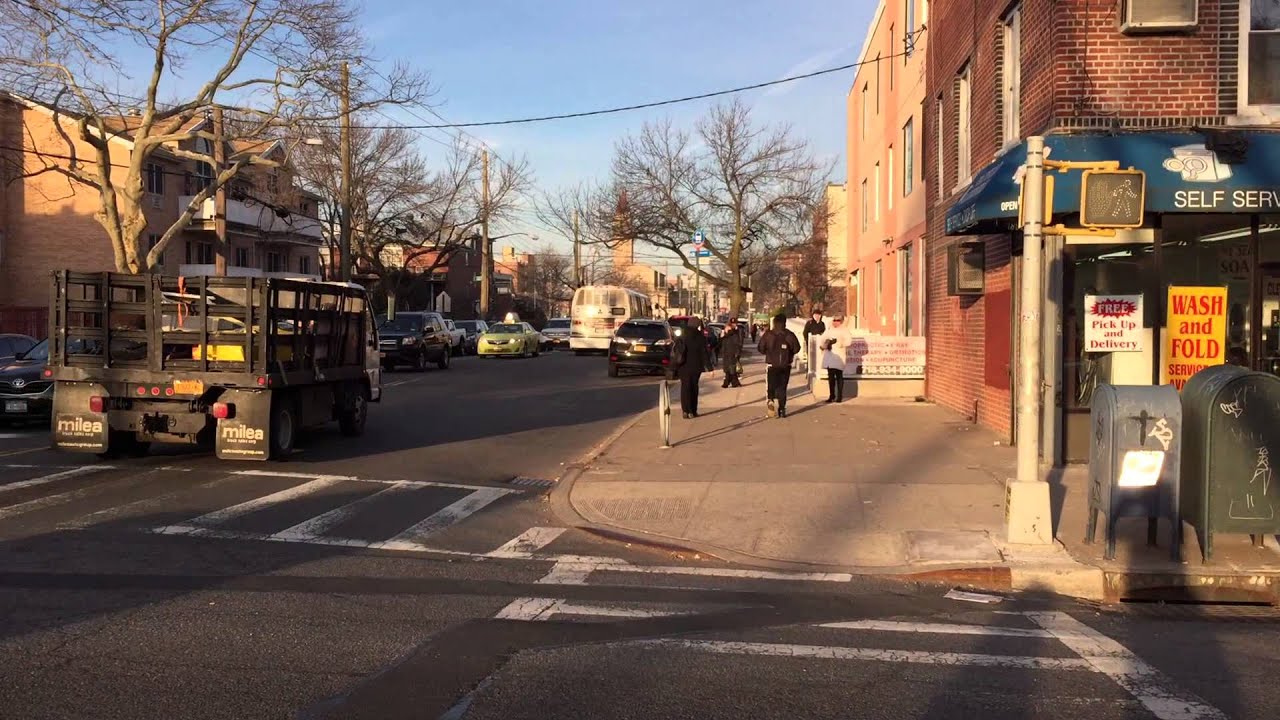 MTA B36 bus skips bus stop during rush hour - YouTube