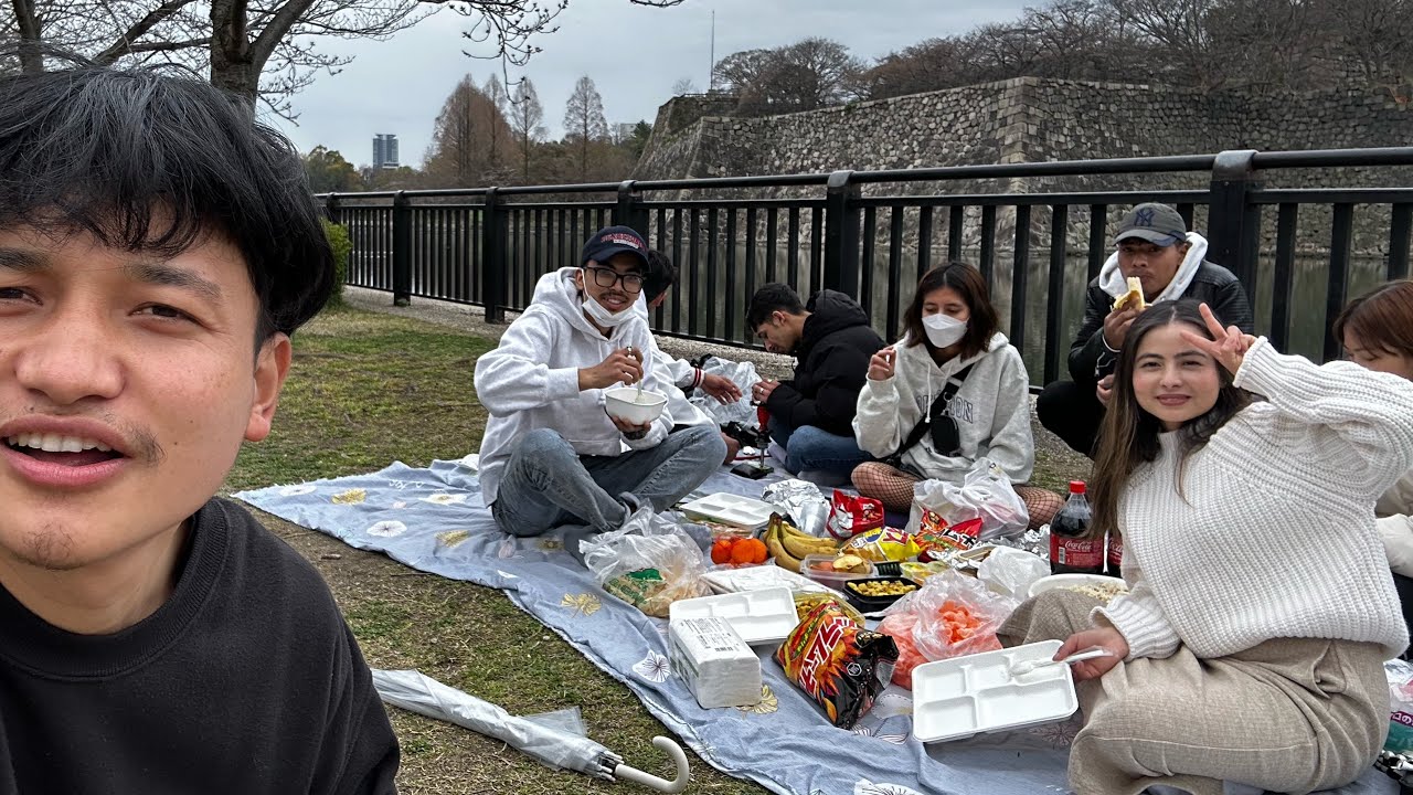 Osaka Castle visit gardai hami😆haru yasumi start vaeasangai hamro tira ...