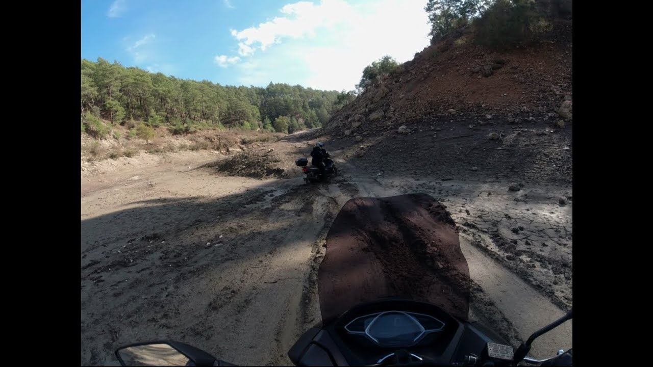 Honda PCX ile Arazide OFF-ROAD🛵 - YouTube