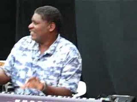 Rev. Paul Smith goofing around in Spain - YouTube