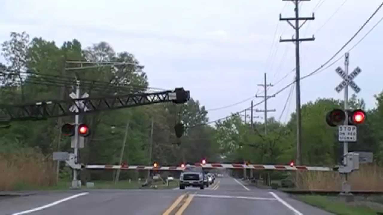 Conrail (MOW Work Crane), 05-21-2014 - YouTube