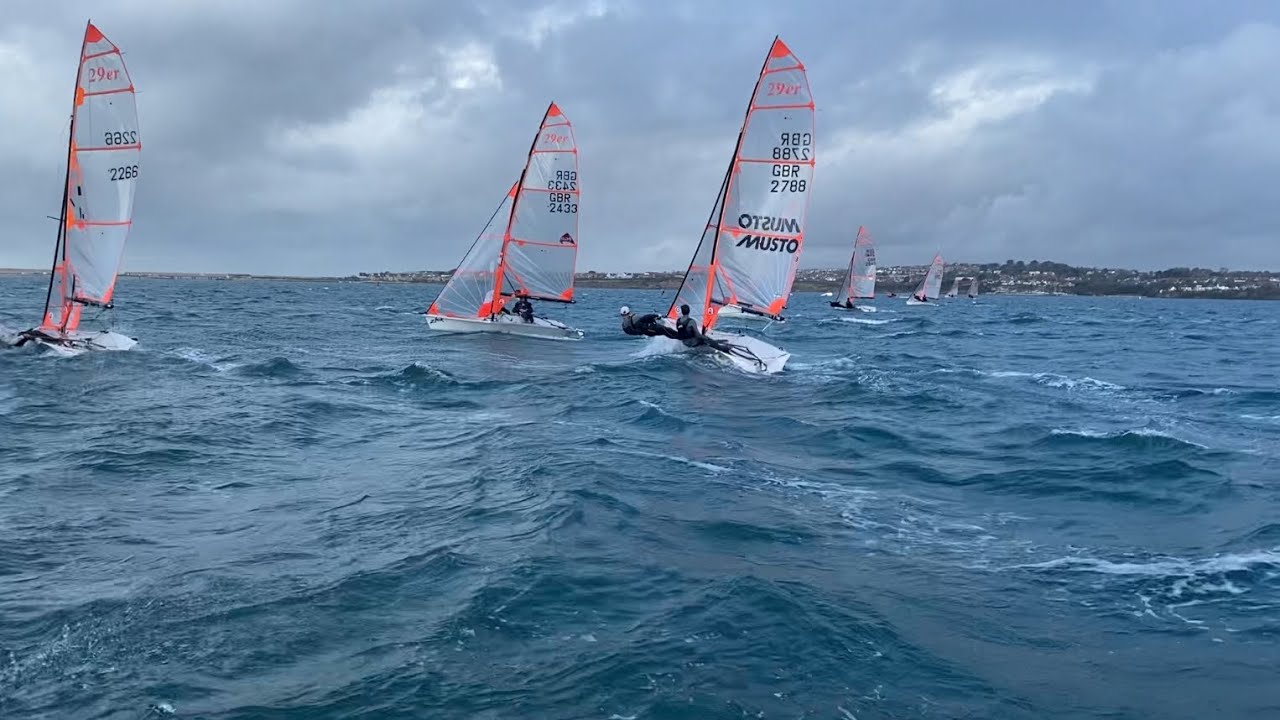 MEGA Windy Race in Weymouth Harbour - YouTube
